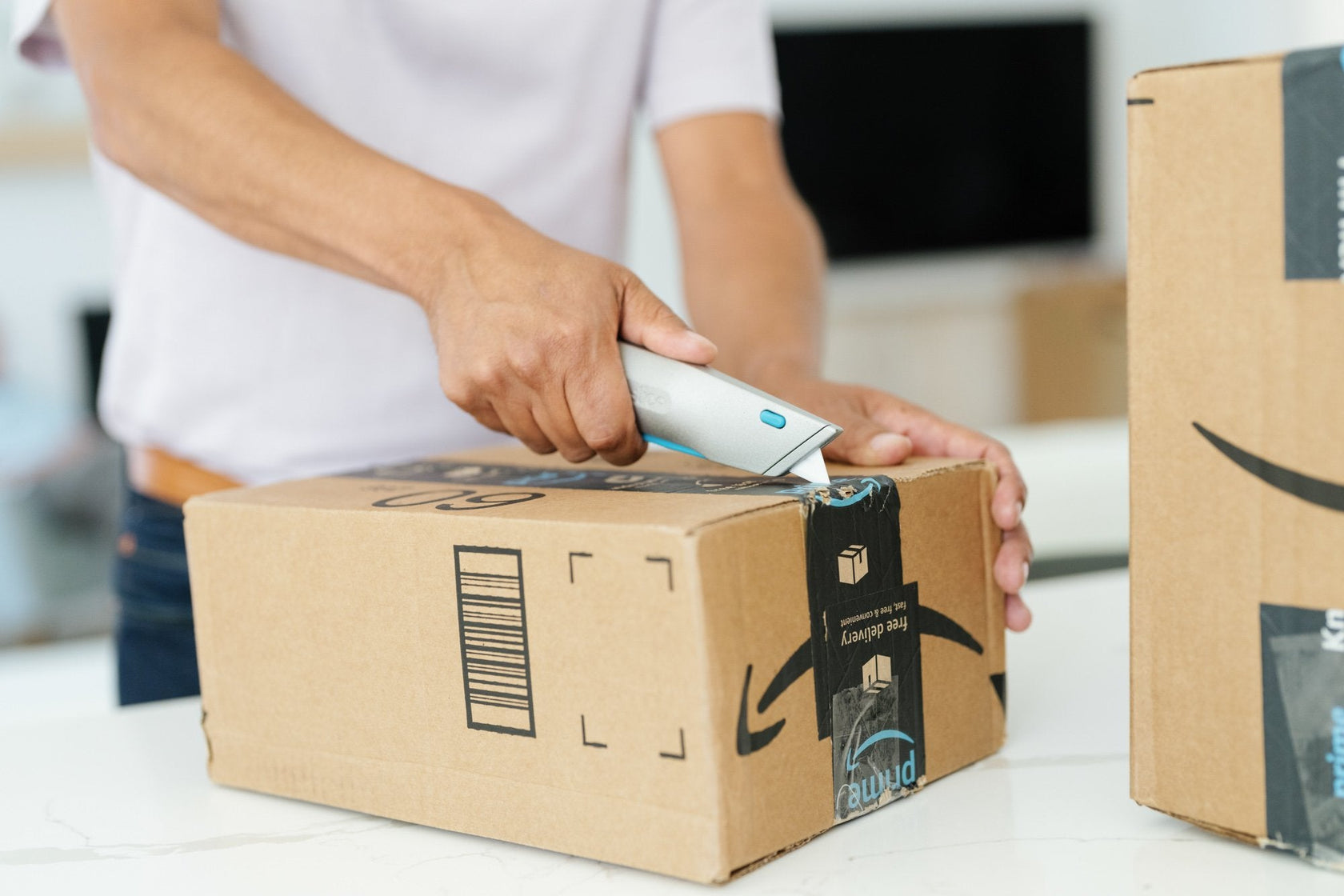 Cutter gatillo retráctil inteligente con mango metálico—Cuchilla Finger ...