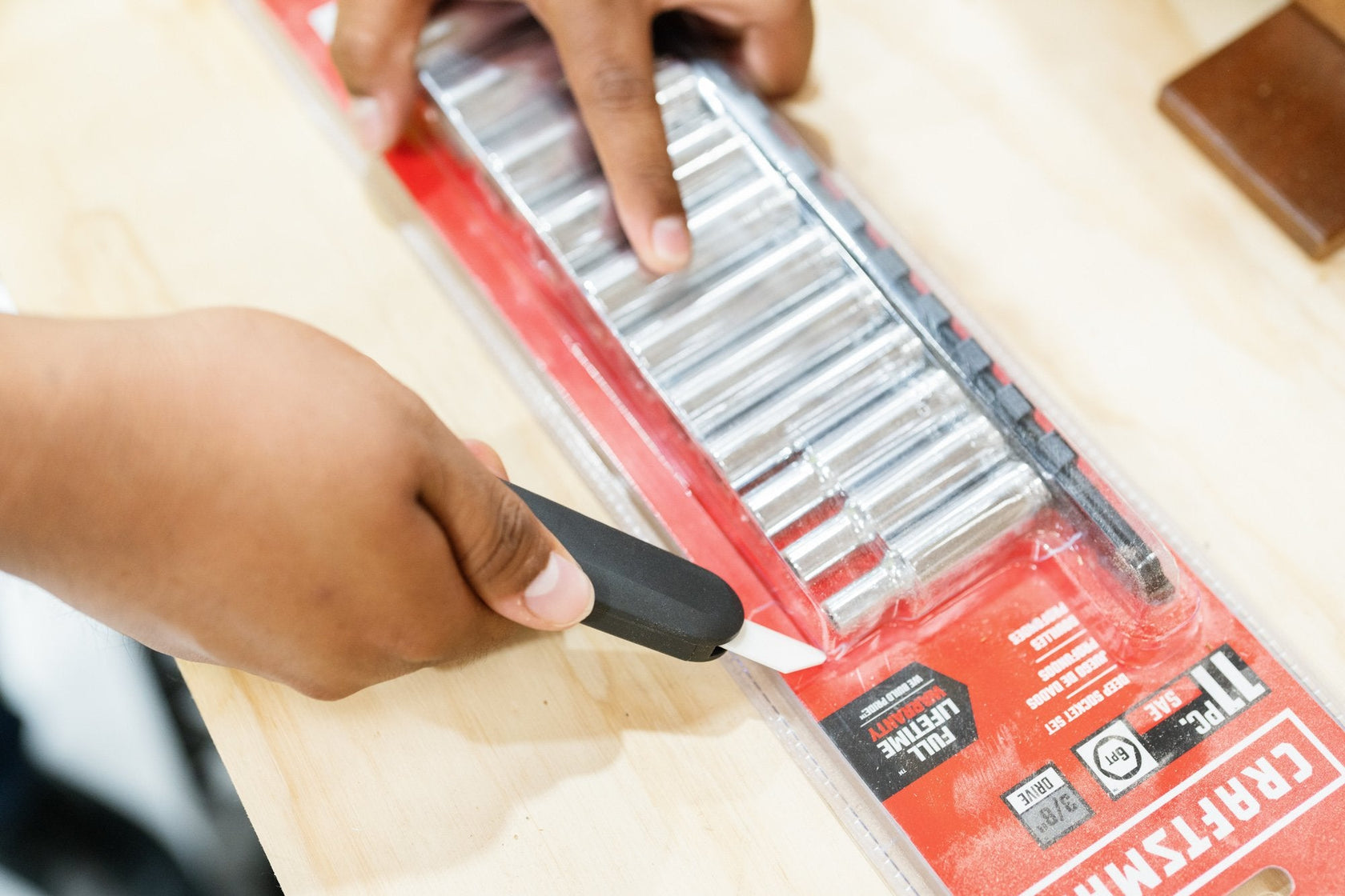 Cutter autorretráctil con mango tipo gatillo | Slice – Slice Mexico